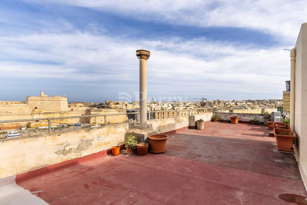 Senglea (Isla) Furnished Apartment (FA700252) (PERRY)