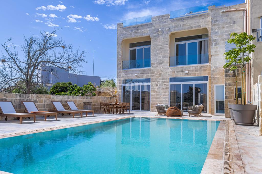 Zabbar Converted House of Character (HC700158) (PERRY)